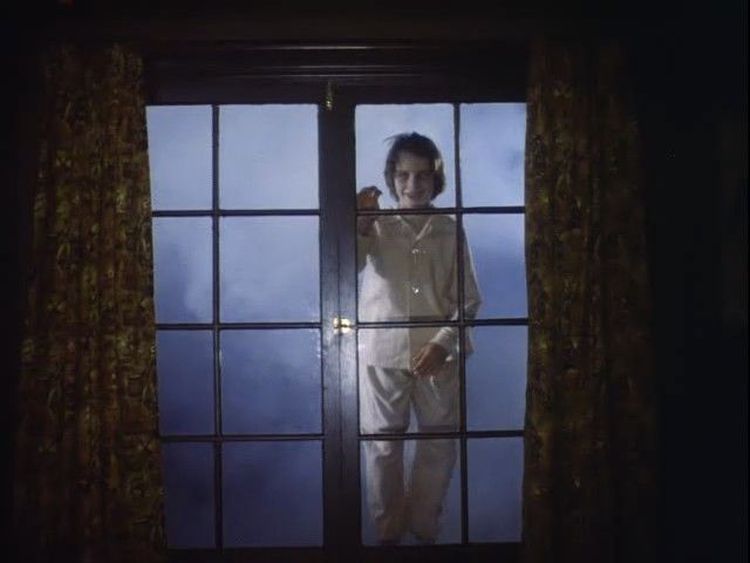 Top 10 Scariest Movie Scenes Of All Time - Empire Movies