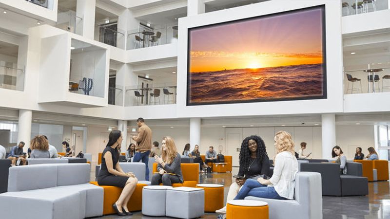 4 Benefits of Relaxing Waiting Room Videos - Empire Movies